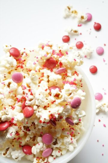 Valentine's Day Popcorn a Sweet, Salty and Chocolatey Treat