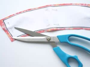 How to Make a Reusable Coffee Cup Sleeve - Simple DIY