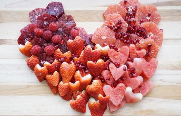 Easy Heart Shaped Valentine's Day Fruit Tray to Make