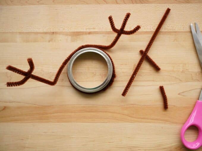 Reindeer Food Recipe Safe for Birds and Wildlife