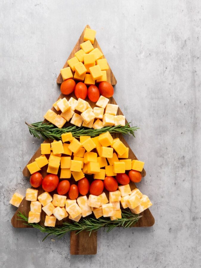 Easy Christmas Tree Cheese Platter