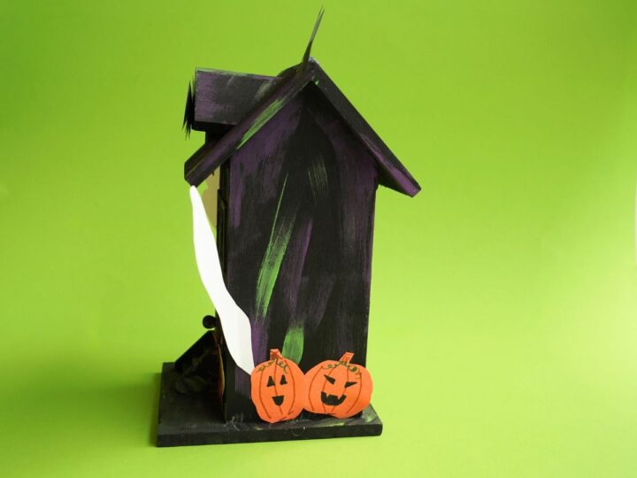 Easy Halloween Haunted House Craft