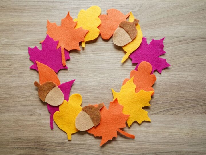 Fall Leaf Wreath Craft for Tweens